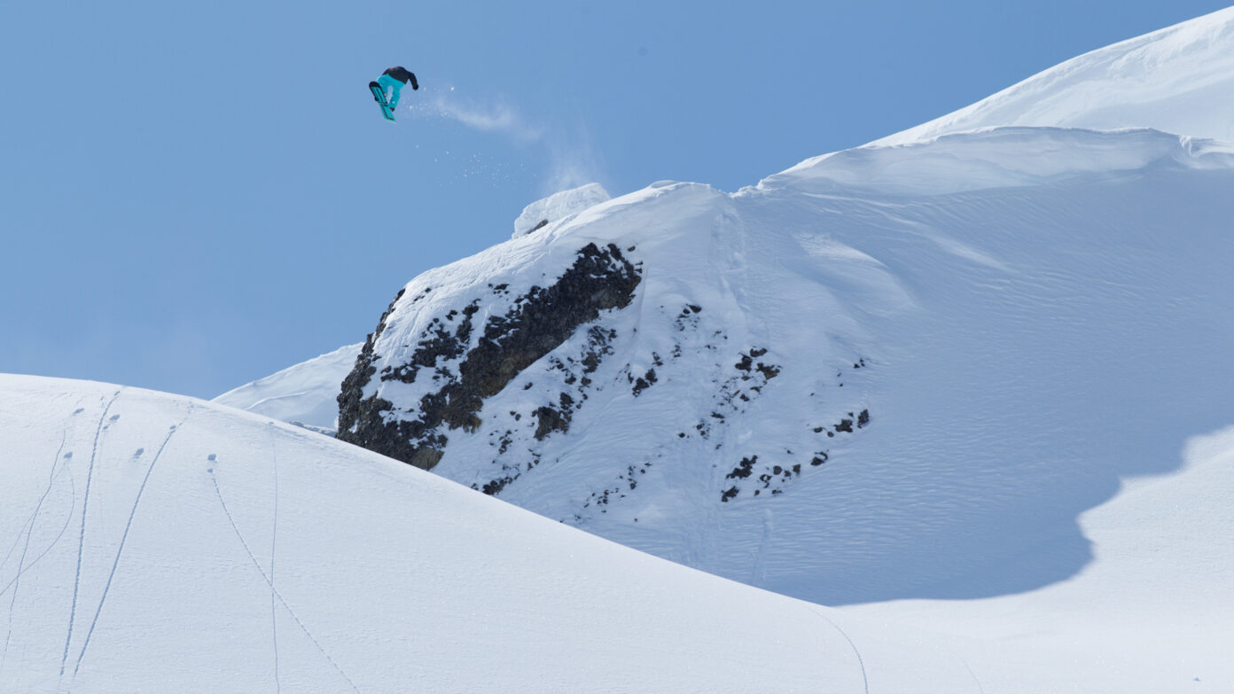 Devun Walsh: Prominent Canadian Rider - ABC of Snowboarding